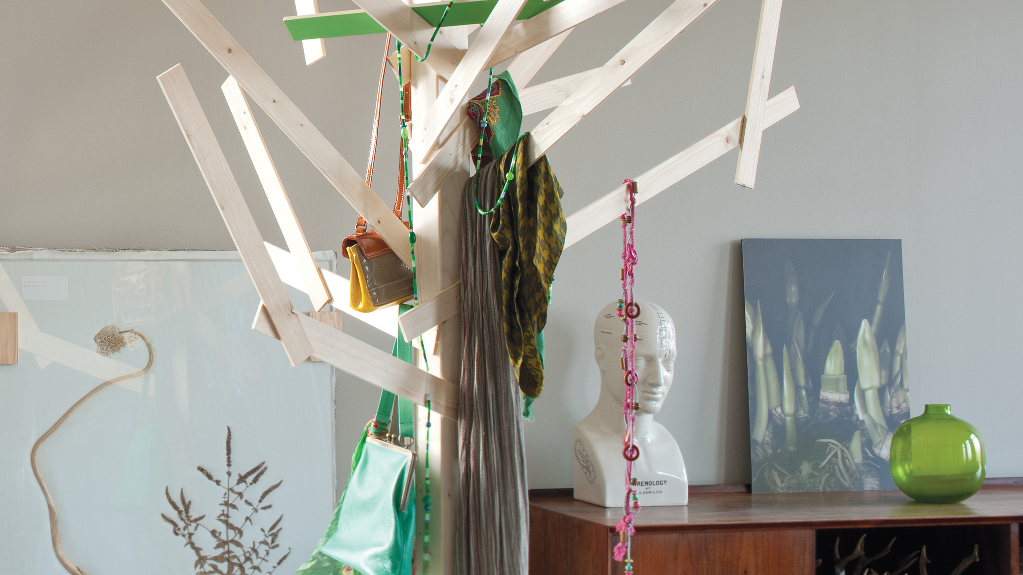 Executive Grey 1104A - Cool Neutral - Find products in this colour ...